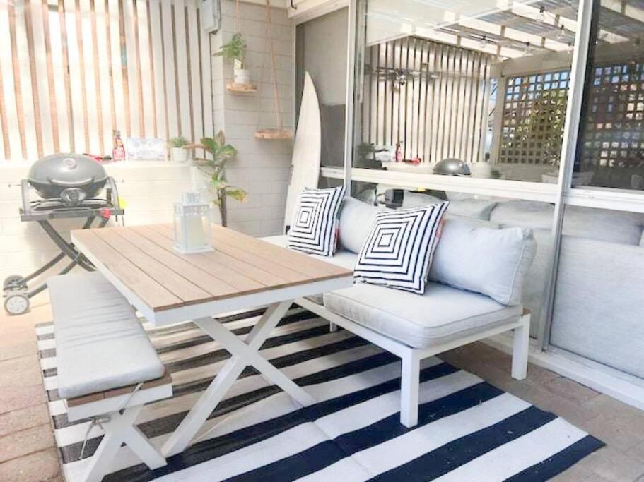 Palm Cove Villa, Rockingham (updated prices 2025)