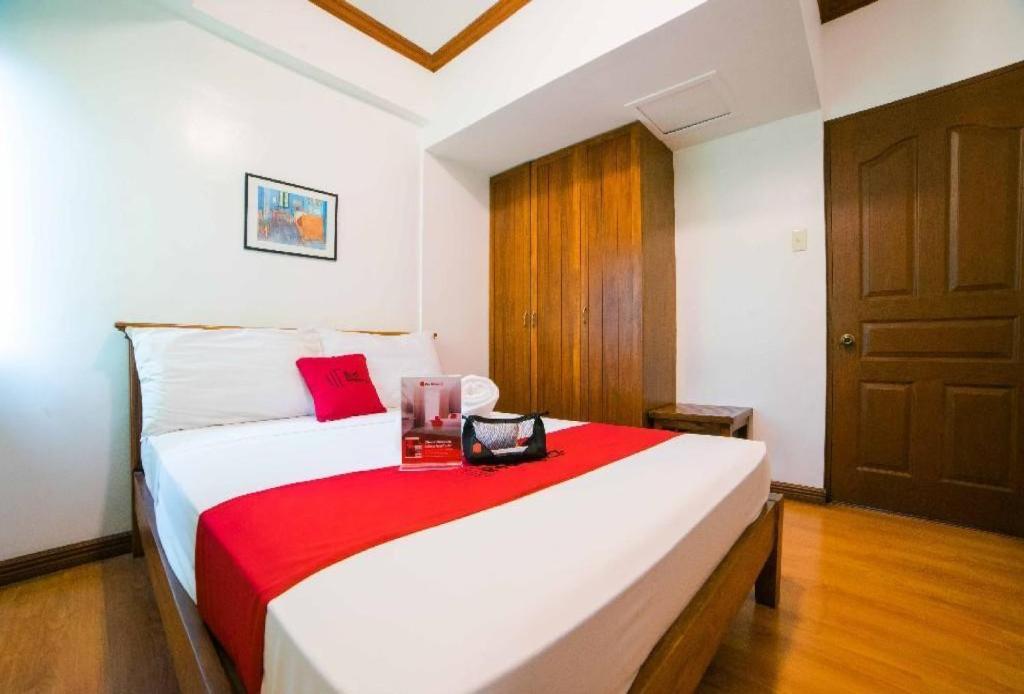 RedDoorz at Moonwalk Paranaque, Manila (updated prices 2026)
