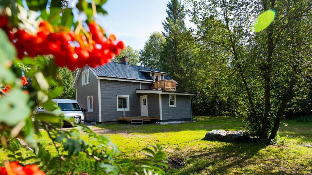 Guestly Homes - Charming 3BR House, 2 Full Baths Near City, Piteå ...