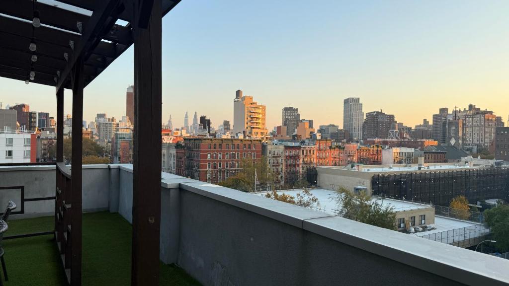 Madison LES Hotel, New York (updated prices 2025)