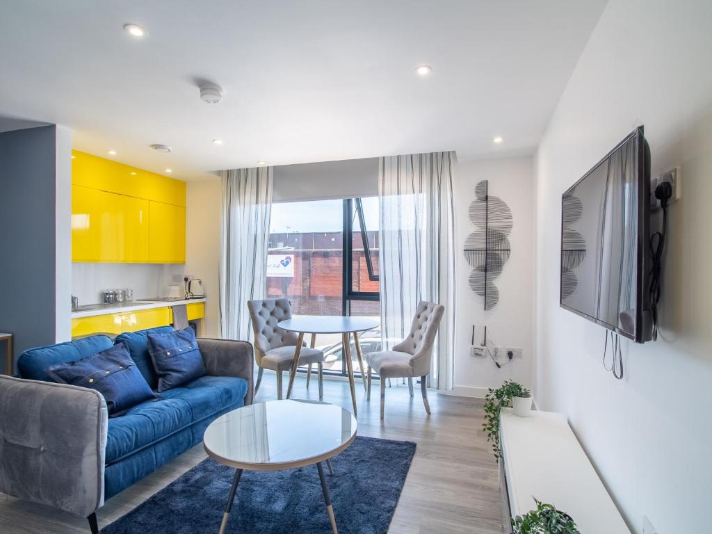 Deluxe studio apartment by Sheffield City centre, Sheffield (updated ...