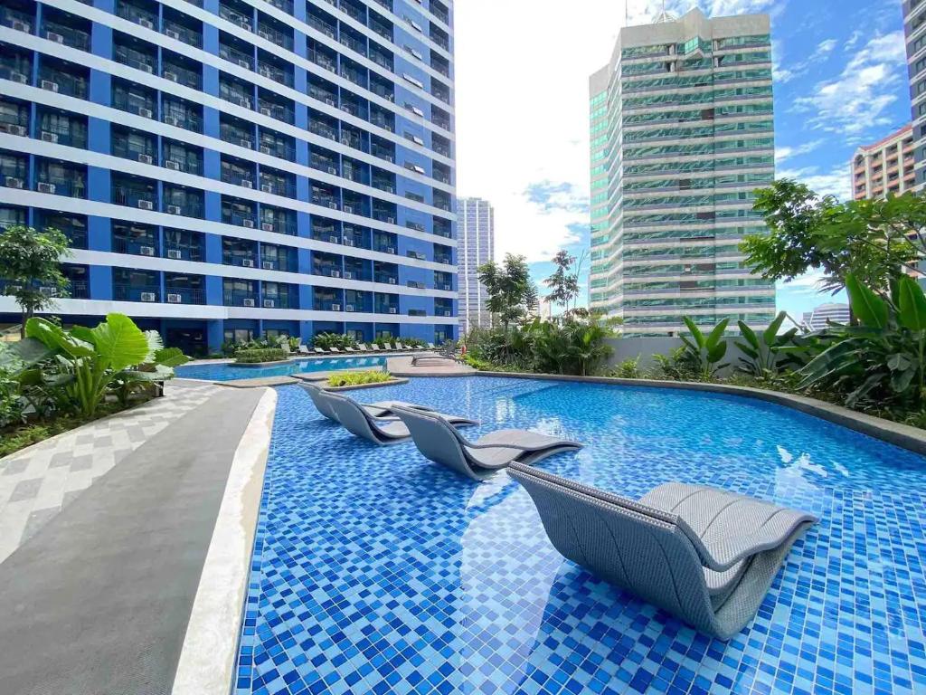 Air Residences - Panoramic City View near Airport - 4734, Manila ...