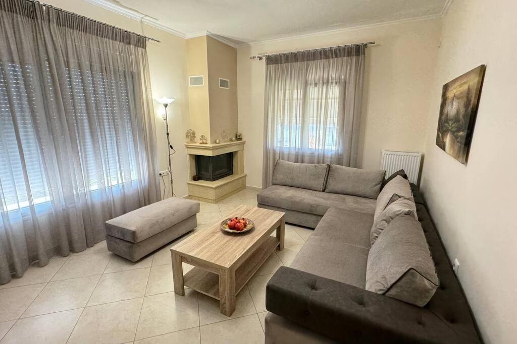 Luxury Countryside House, Tríkala (updated prices 2026)