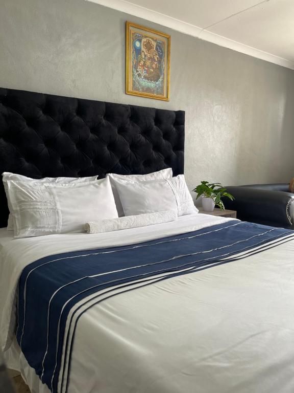 DA LIFE Guest House, Springs (updated prices 2026)