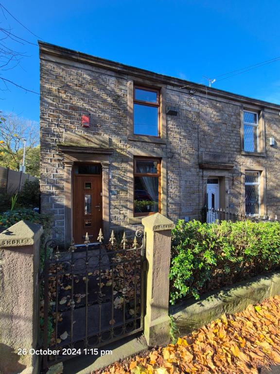 Shore Cottage A traditional cosy cottage, Wilpshire (updated prices 2025)