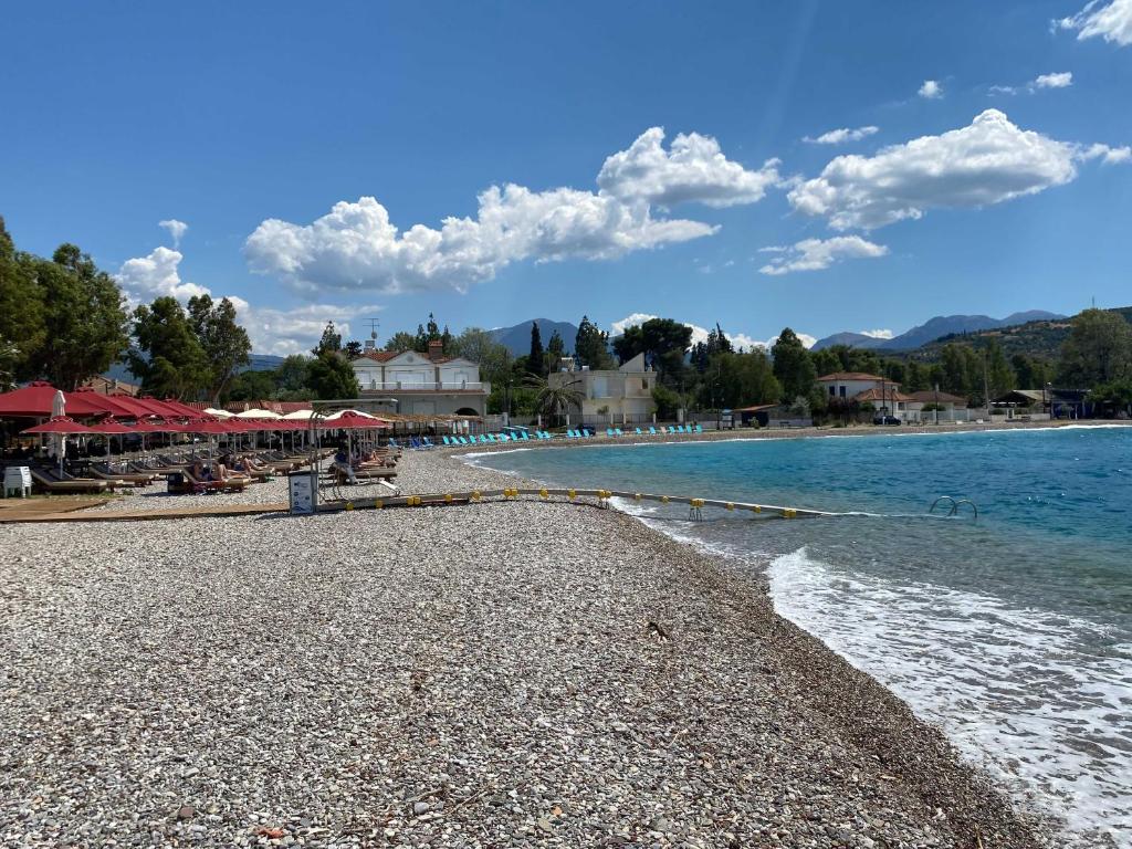 Villa Krina Rosa Aigio, Elíki (updated prices 2025)