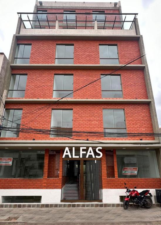 A1- Centrico departamento en Edificio Alfas, Tolomosita (updated prices 2025)