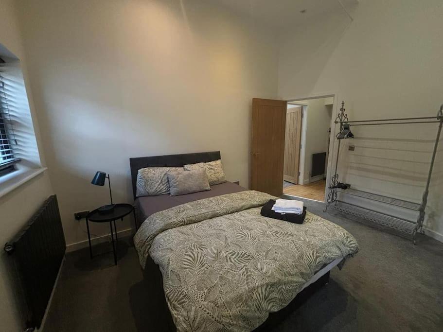 Modern 1bed Flat - Contractors Welcome & Fast Wifi, Cleethorpes (updated prices 2025)