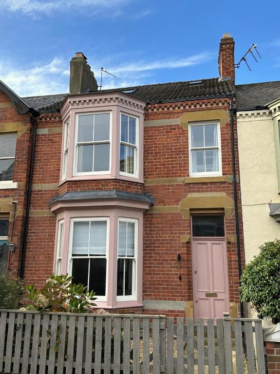 Victorian Beach House in Saltburn By The Sea, Saltburn-by-the-Sea ...