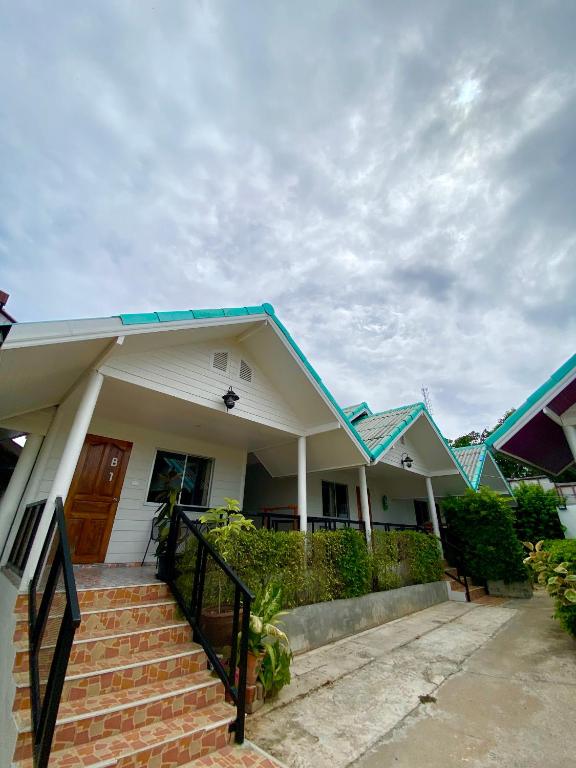 The O room, Ko Larn (updated prices 2025)