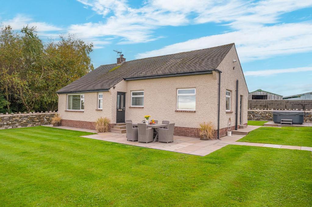 Colt Park Cottage, Ulverston (updated prices 2025)