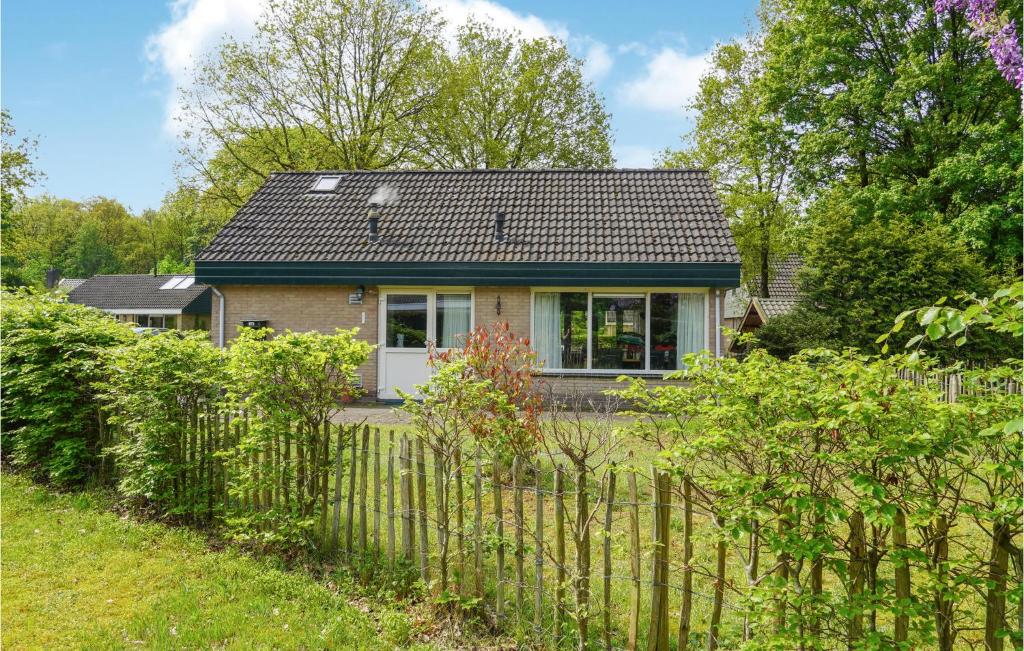Gorgeous Home In Appelscha With Kitchen, Appelscha (aktualisierte ...