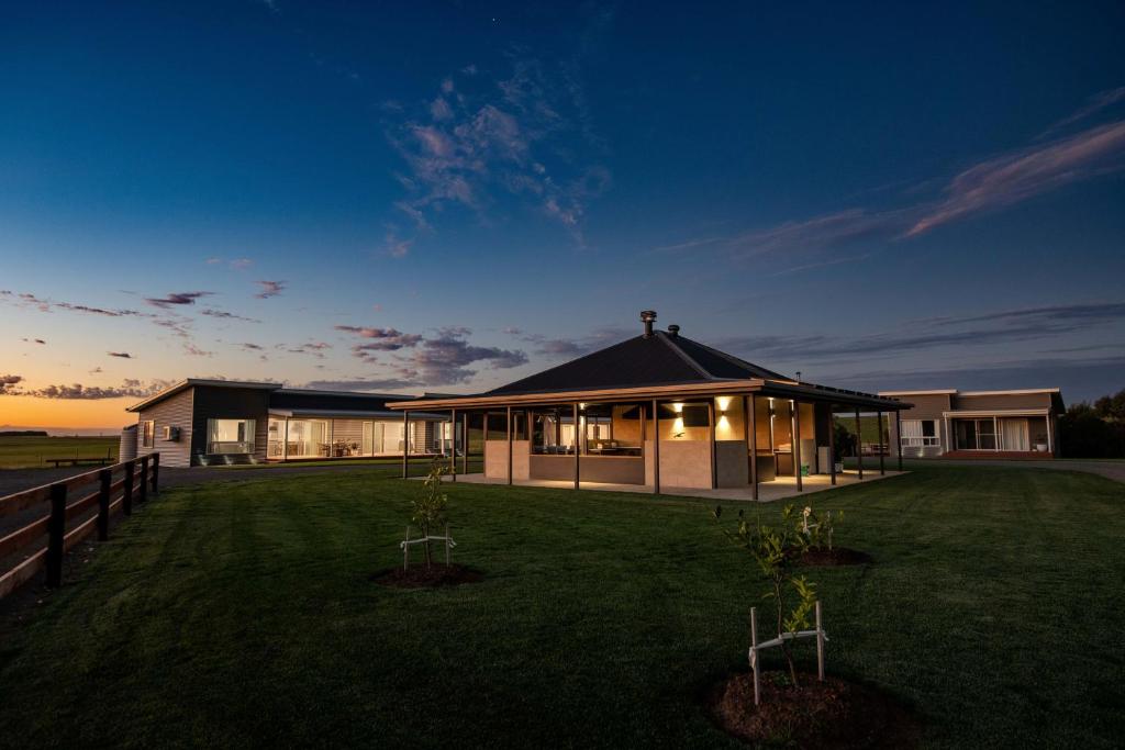 Kilsby Sinkhole & Accommodation, Mount Schank (updated prices 2026)