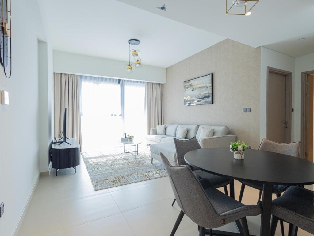 MH- ACT TOWER - Downtown 1BHK-REF4106, Dubai (preços atualizados para 2025)