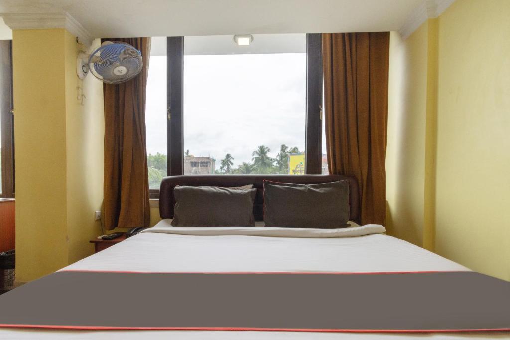 Collection O Raj Darbar Near City Centre, New Town (preços atualizados ...