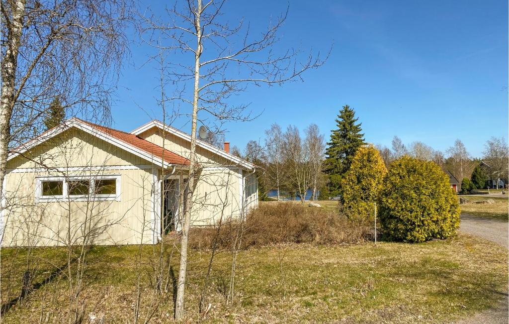 Gorgeous Home In Lenhovda With Kitchen, Lenhovda (precios actualizados ...
