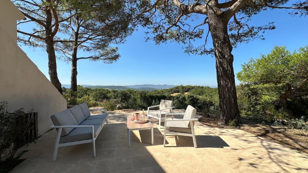 La canopée, Bastide sur les hauteurs de Lourmarin, Lourmarin ...