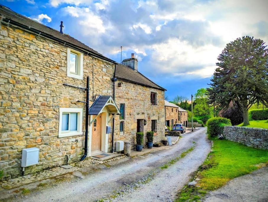 Luxury 18th Century Stone Built Cottage, Lower Bentham (updated prices ...