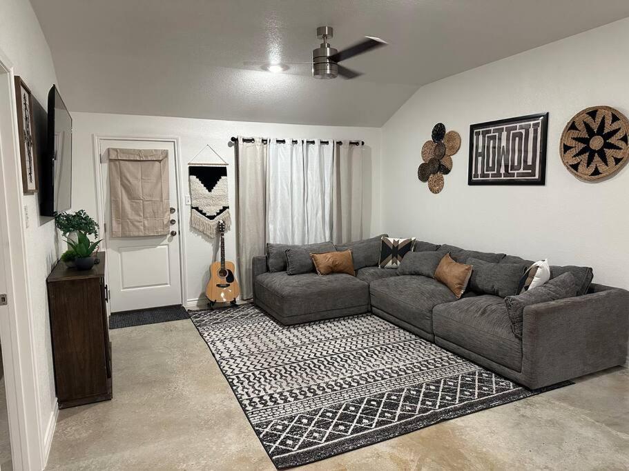 Cozy Boho House near Ft Cavazos, Copperas Cove (updated prices 2024)