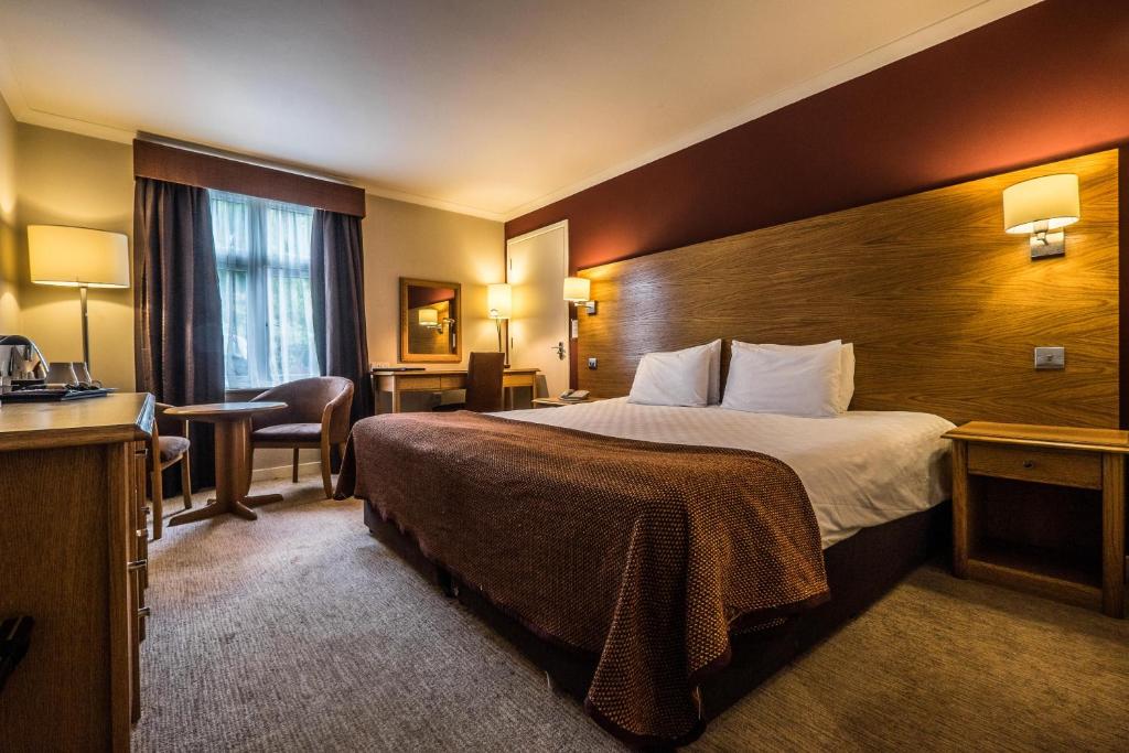 Bridge Hotel, Greenford (updated prices 2025)
