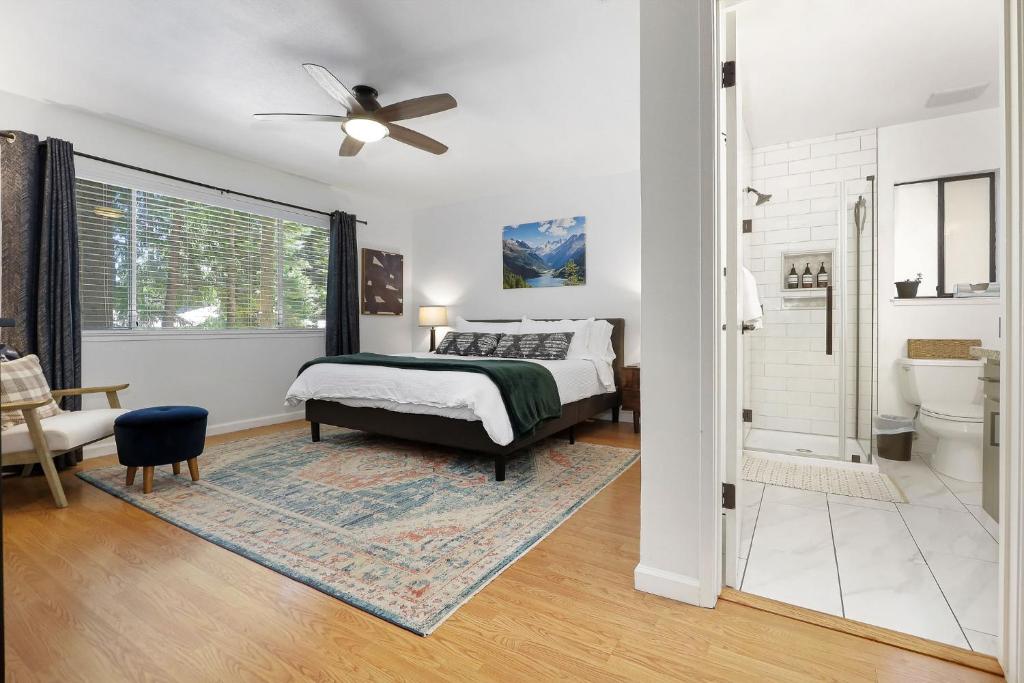 Home in the Pines - Apple Hill - Dog Friendly - Snow Nearby, Pollock ...