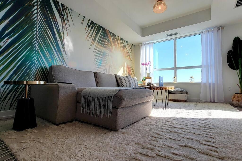 Lakeview Escape Endy KING BED, Pickering (updated prices 2025)