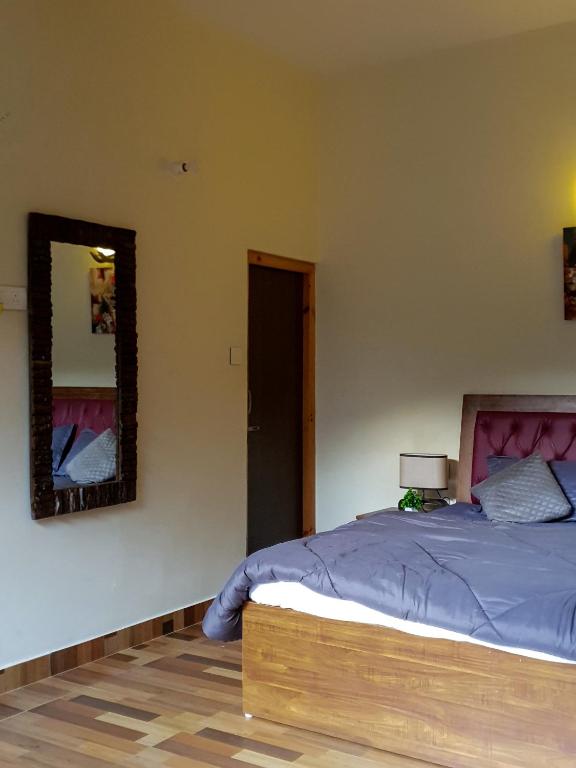 Alooma Cafe and Homestay, Bashist (updated prices 2025)