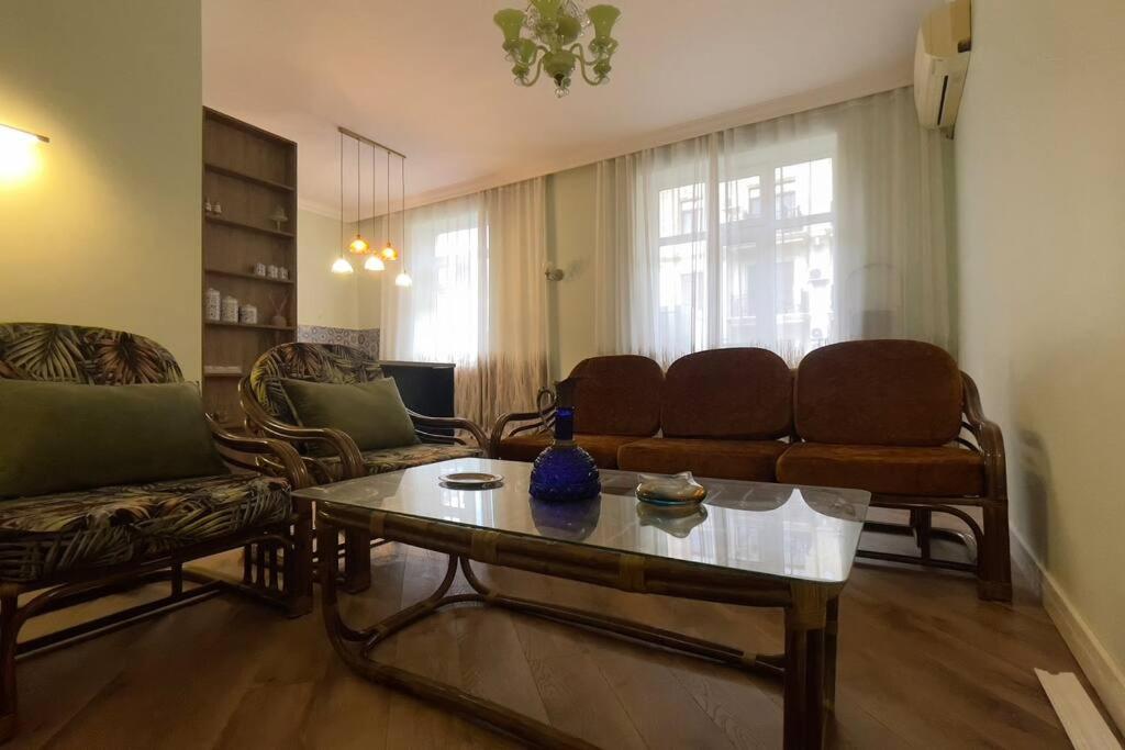 Elegant space in a fancy spot at the City Centre, Baku (updated prices ...