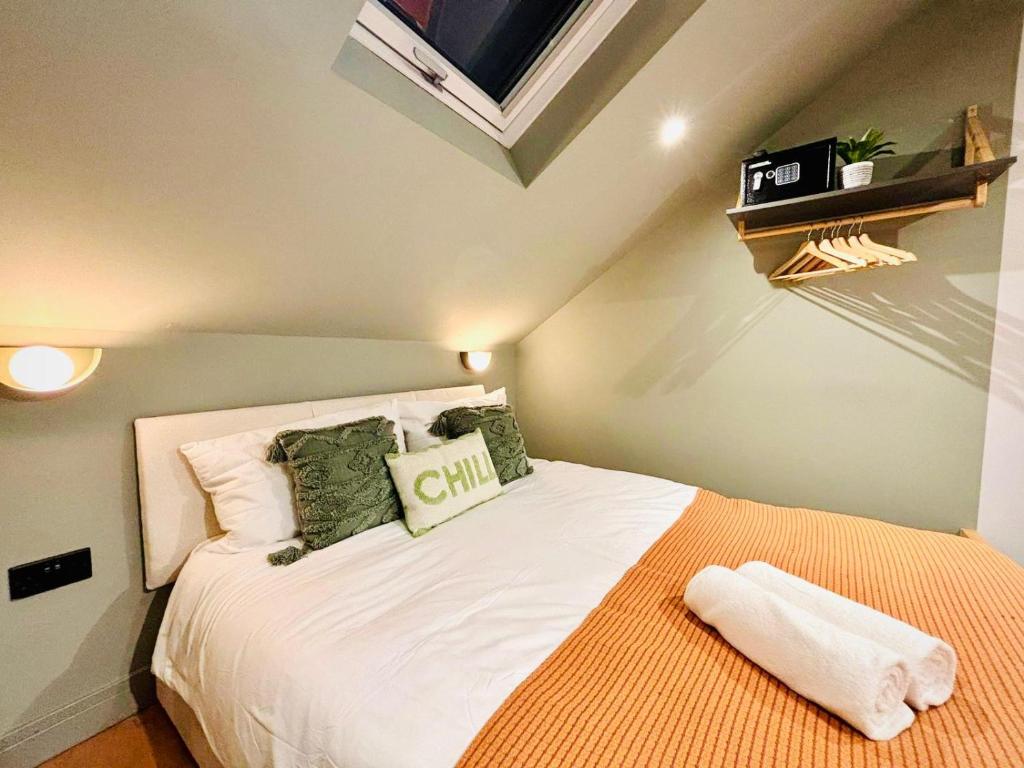 London Luxury Mezzanine Studio Flats next Hackney Central, London ...