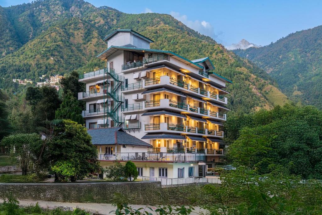 Quality Inn by Lawrence Hotels, Dharamshala (updated prices 2026)