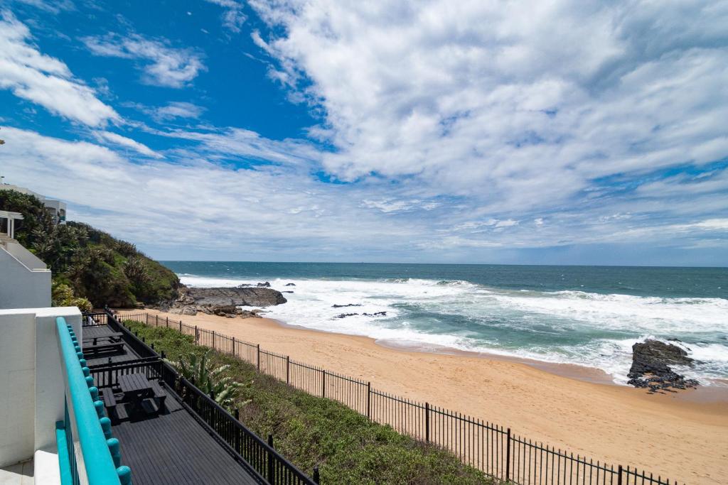 Santorini Perissa 27, Ballito (updated prices 2025)