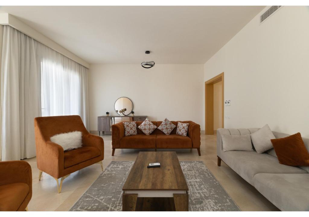 Apartment With view in Allegria Residence Compound - sheikh zayed ...