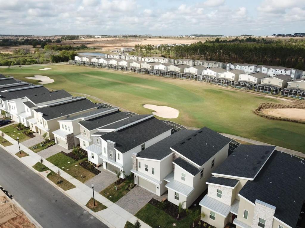 Barefoot Villa Gated Resort Style Community, Kisimi (ažurirane cene za ...