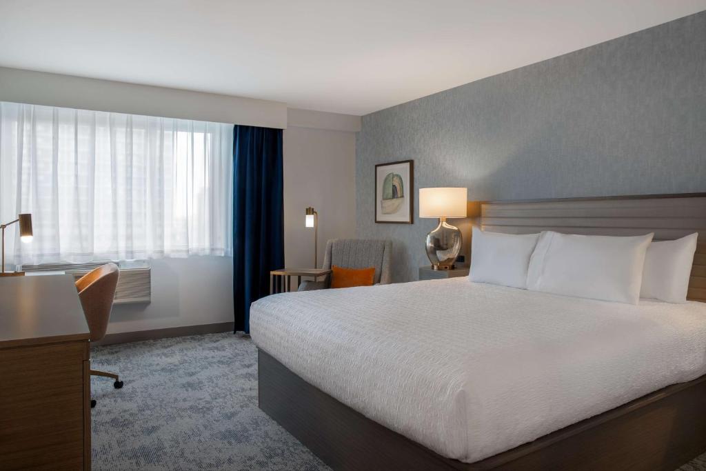 Hampton Inn By Hilton Winnipeg Downtown, Winnipeg (updated prices 2025)