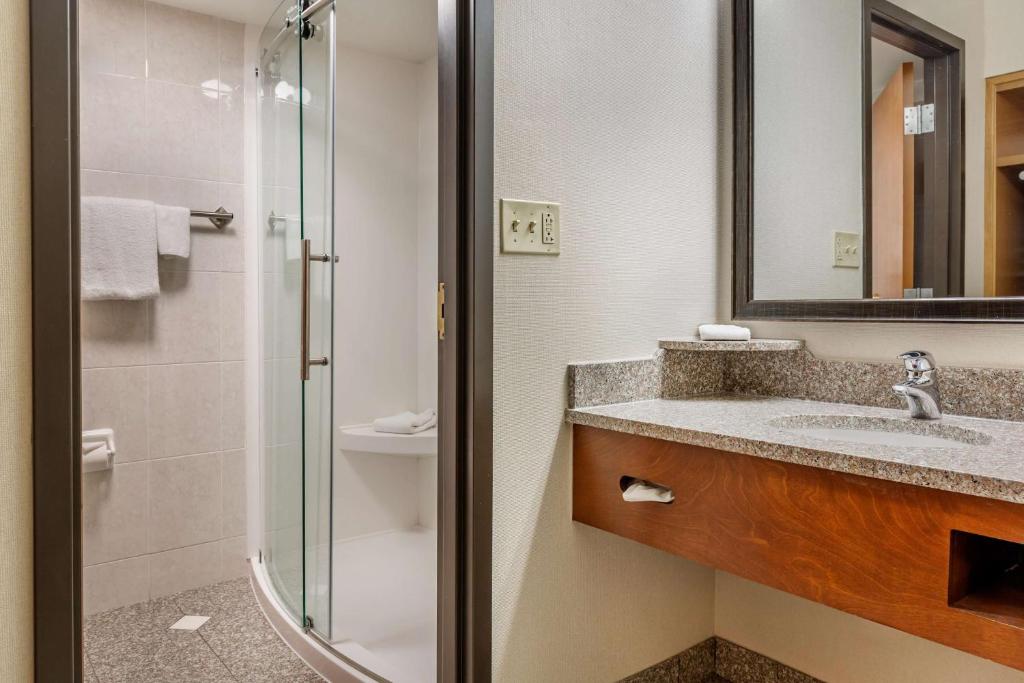 Drury Inn & Suites St. Louis-Southwest, Peerless Park (updated prices 2025)