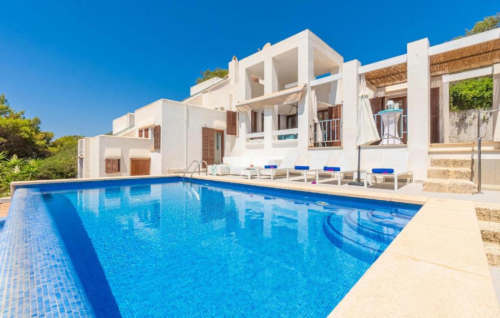 Mandia Playa, Cala Mendia (updated prices 2026)