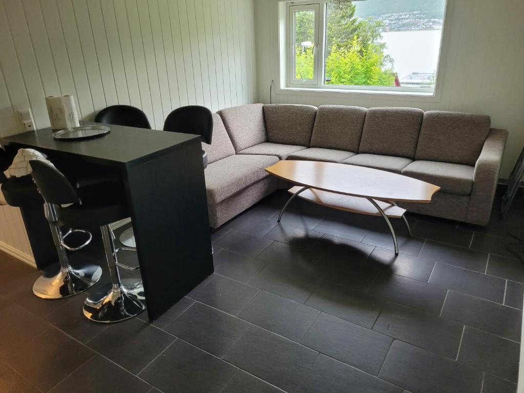 Explore Tromso Apartment with four bedrooms and beautiful view, Tromsø ...