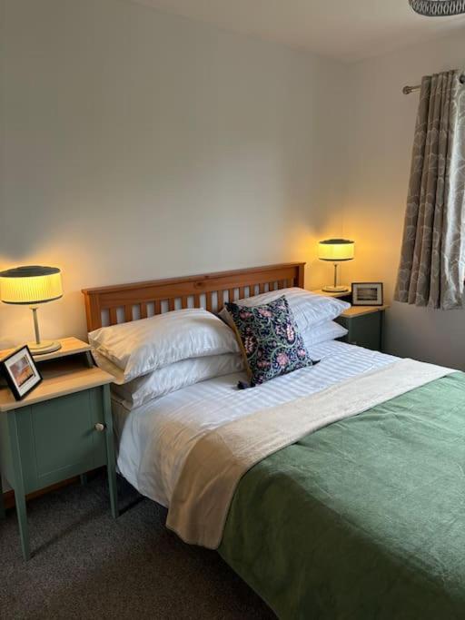 Modern 4 bedroom house, Kirkwall (updated prices 2026)