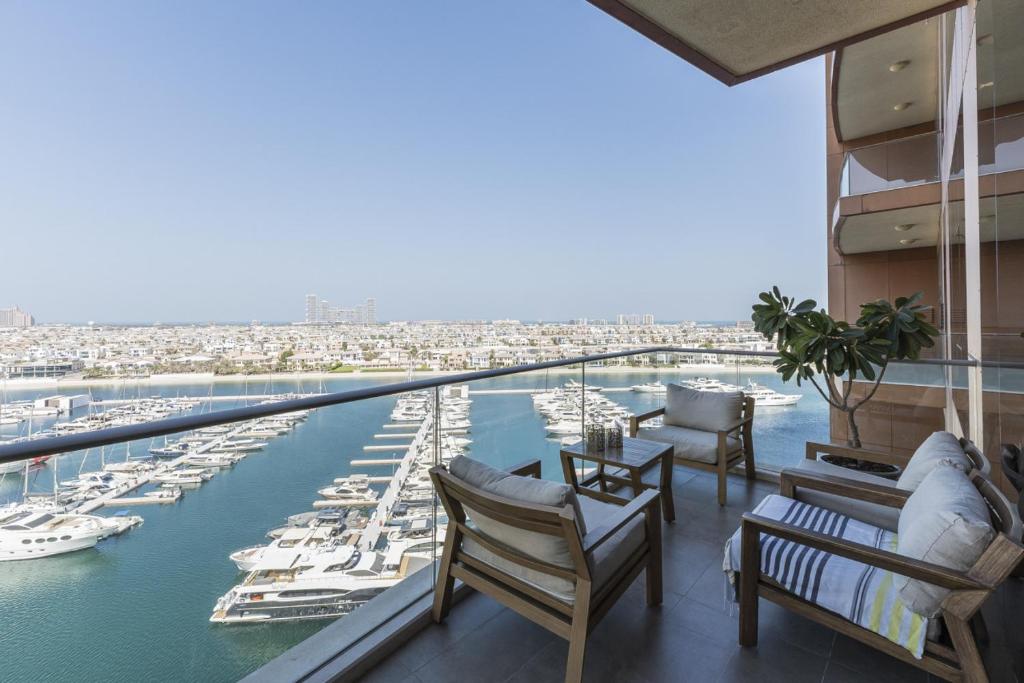 Emerald at Tiara Beach Residences with Atlantis views, Dubai ...