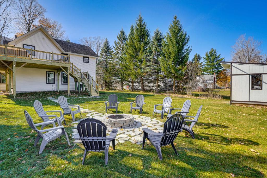 Retreat with Deck and Grill 1 Mi to Hunter Mtn Resort, Hunter (updated ...