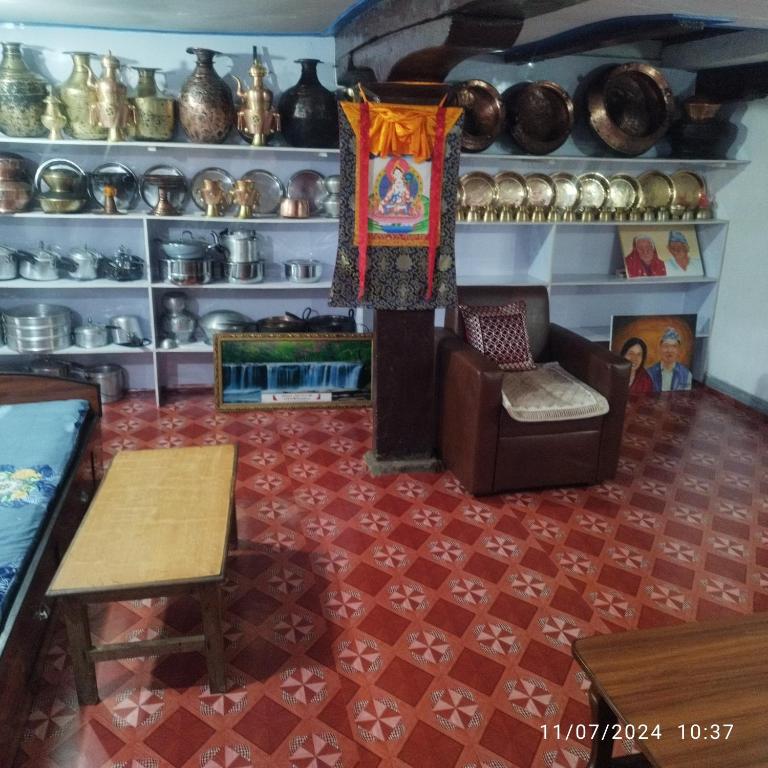 Gurung Ghachok kitchen and lodge, Ghāchak (updated prices 2026)