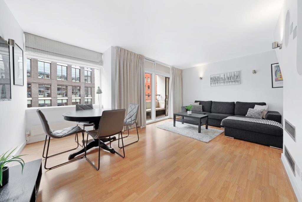 2 Bed Apartment- Central London- Lift & Balcony, Londres (precios ...