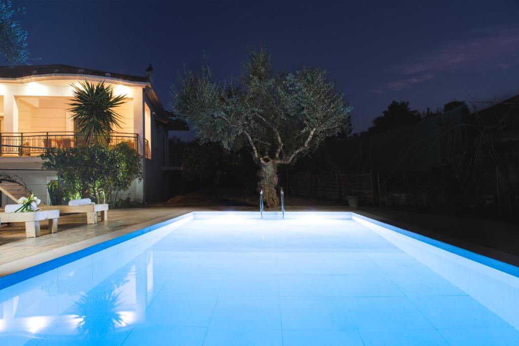 Happy Villa with Pool - Ideal Villa for Large Groups Near Laganas With ...