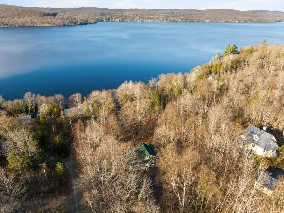 Chalet Mug House, accès au Lac-aux-Sables, SPA 4 saisons, Lac-aux ...