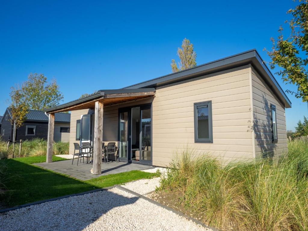 Nice chalet with dishwasher, 4 5 km from Rockanje, Hellevoetsluis (aktualisierte Preise für 2026)