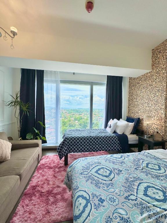 1-BR Suite with 2 Beds & Mountain Views in Aeon Towers beside Abreeza ...