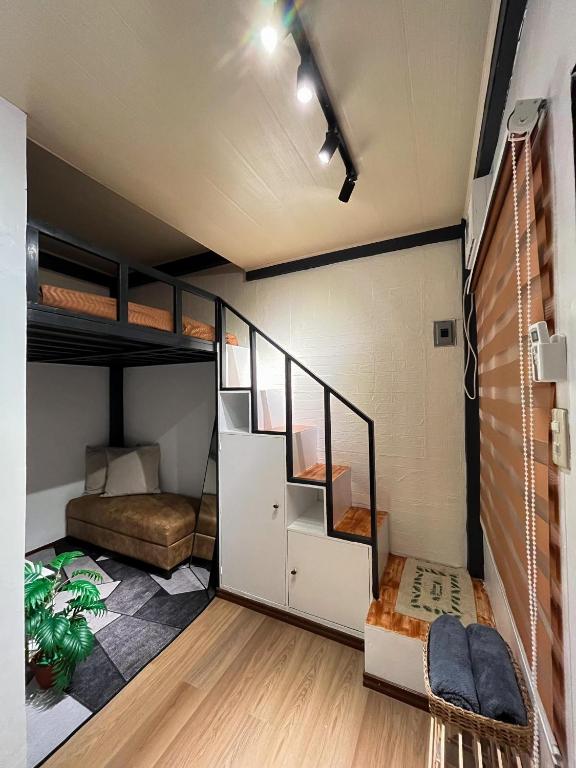 Lee's Transient Unit 1, Digos (precios actualizados 2025)