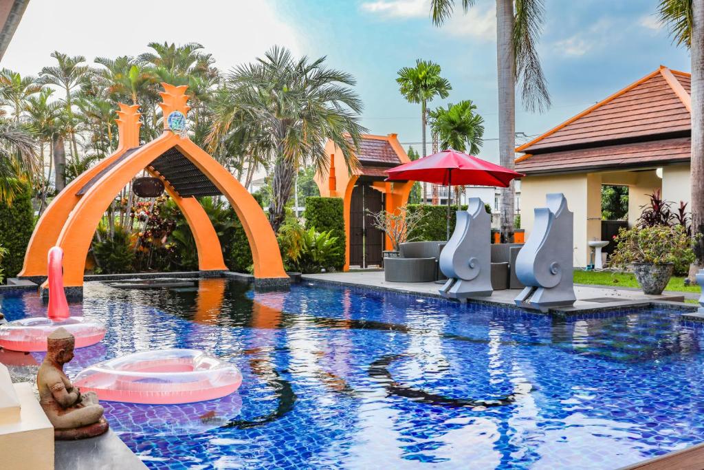 Hidden Think Pool Villa 4BR 6Beds 15Mins to Walk Street 芭堤雅隱禪泳池別墅, Nong ...