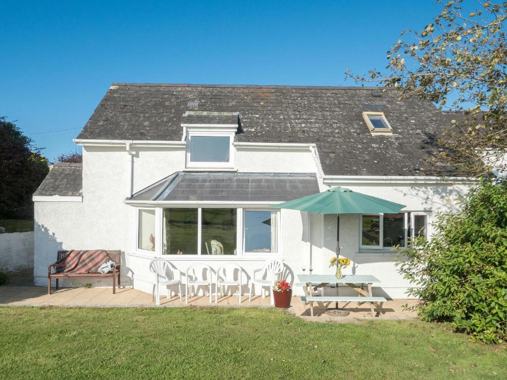 Llantood Farm Cottage, Cardigan, Cardigan (updated prices 2026)