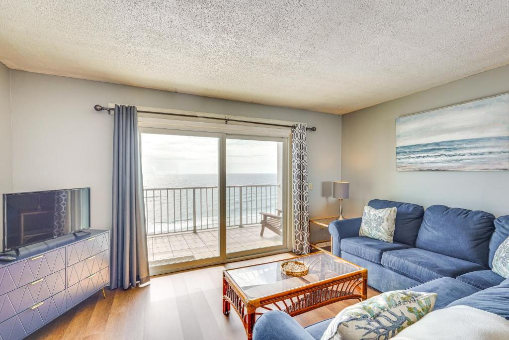 Steps to Shore PCB Condo with Pool Access and Views!, Panama City Beach ...
